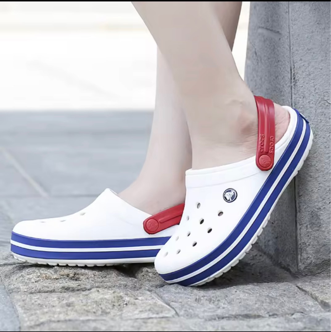 CROCS unisex Size M6 W8, Women's Fashion, Footwear, Slippers and slides ...