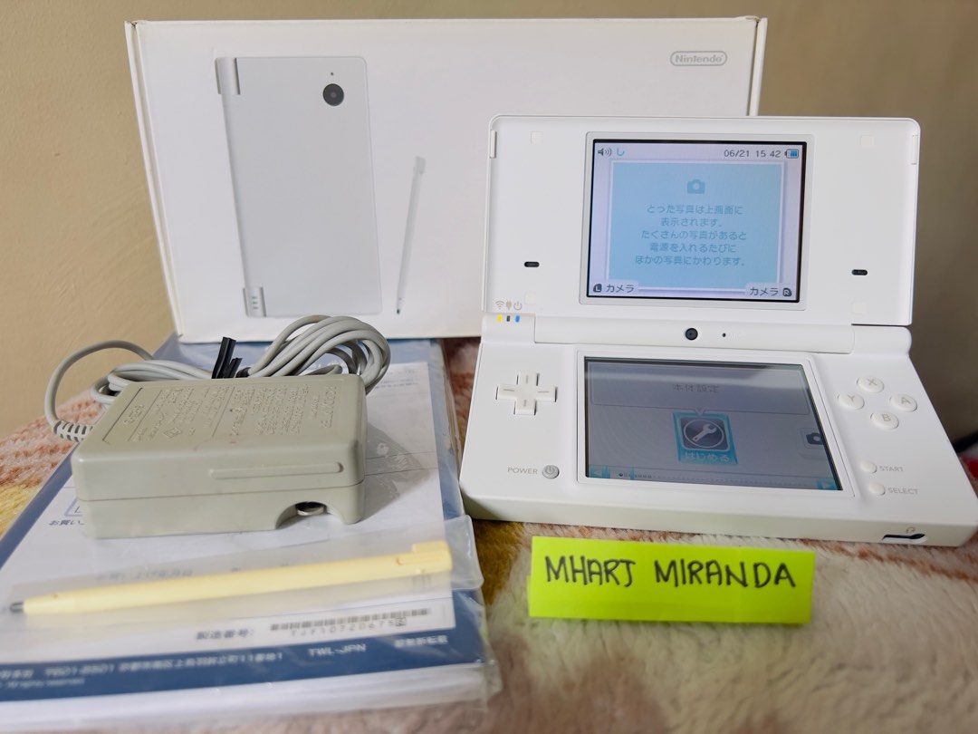 Dsi White (Japan), Video Gaming, Video Game Consoles, Nintendo on Carousell