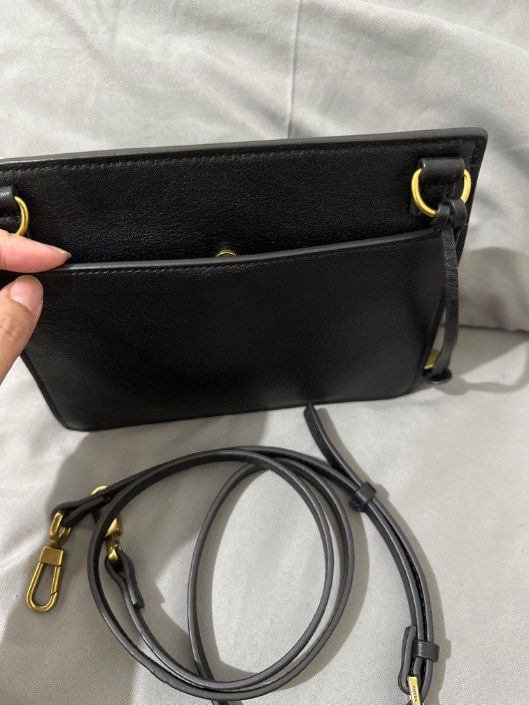 FOSSIL STEVIE SM CROSSBODY BLACK, Fesyen Wanita, Tas & Dompet di Carousell