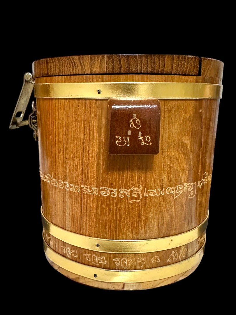 Full hand yant wealth bucket BE2555 by LP SamAng of Wat Bahn Phra ...