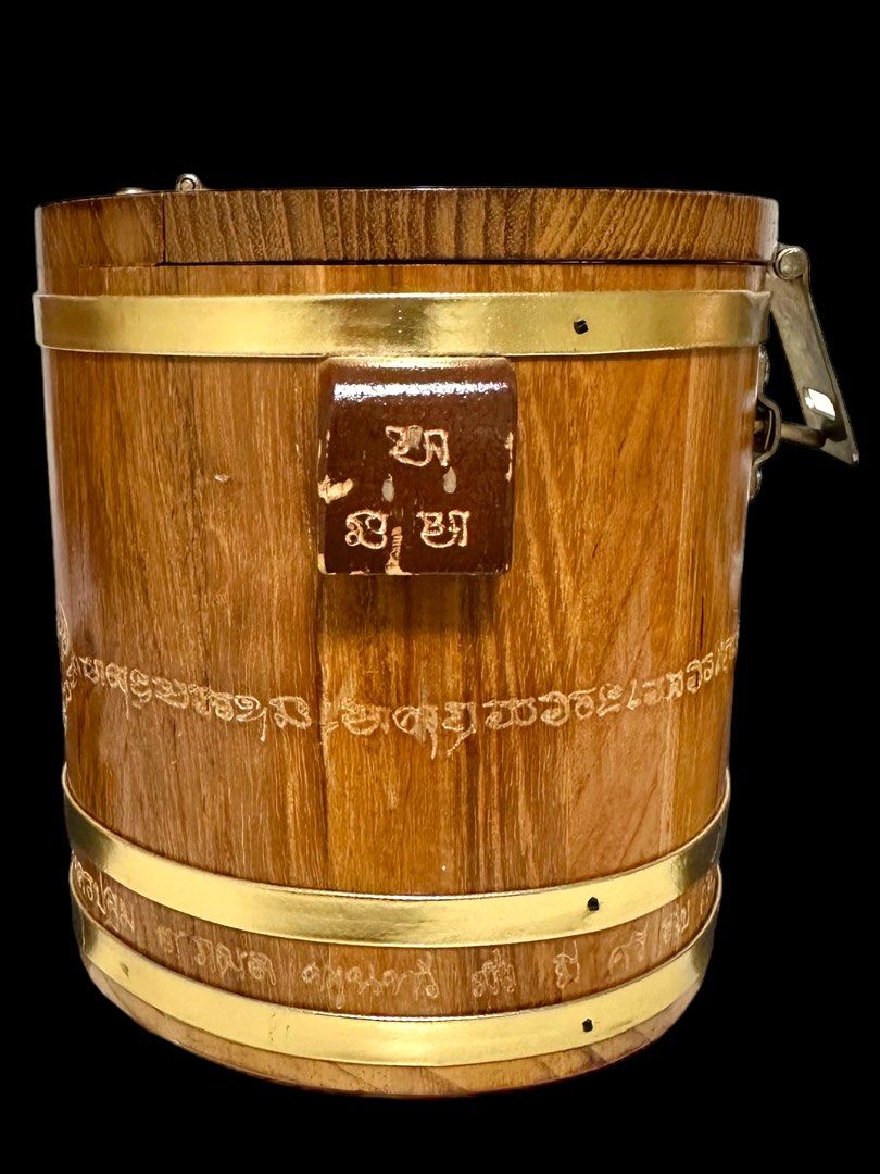 Full hand yant wealth bucket BE2555 by LP SamAng of Wat Bahn Phra ...