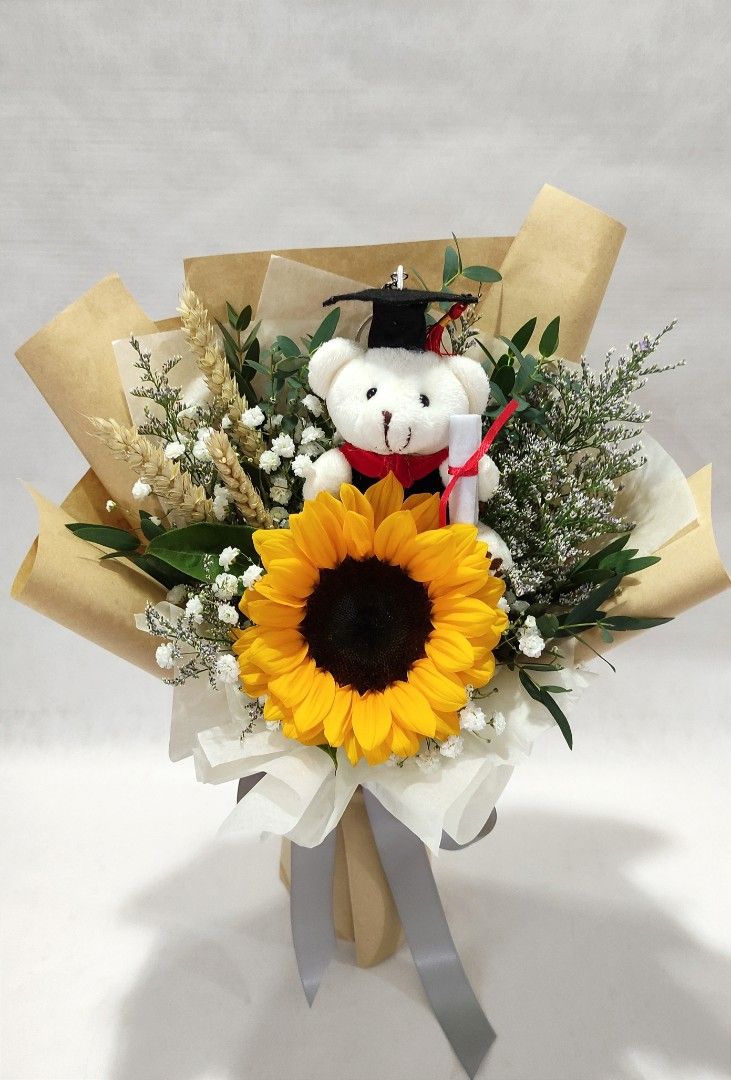 Graduation/sunflower/grad bear Bouquet, Hobbies & Toys, Stationery ...