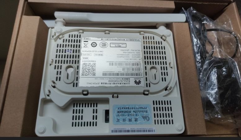Huawei EchoLife HG8546M GPON Router, Computers & Tech, Parts ...