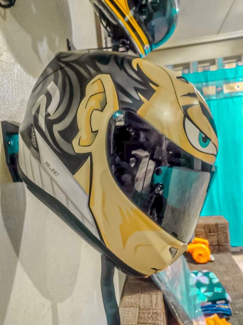 HJC RPHA 11 TWO FACE AIRBRUSH, Motorbikes, Motorbike Parts ...