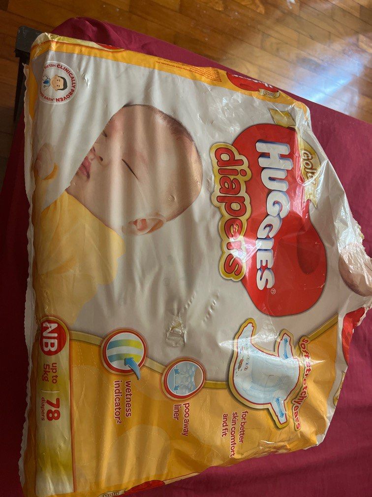 Huggies new born, Babies & Kids, Bathing & Changing, Diapers & Baby ...