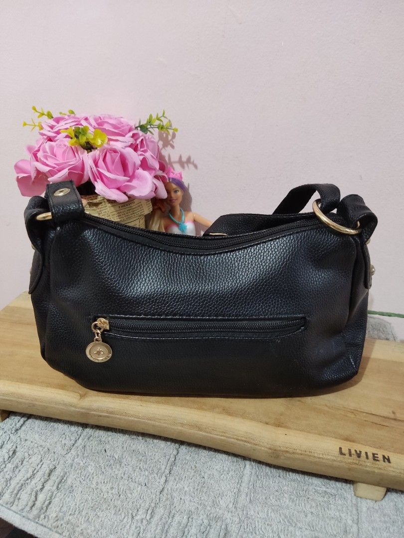 Jing pin mini sling bag on Carousell