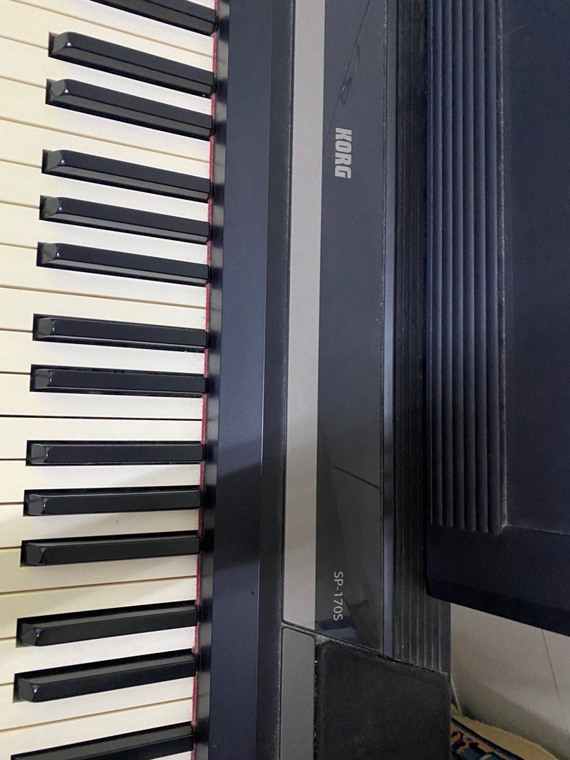 Korg digital piano SP-170S, Hobbies & Toys, Music & Media, Musical ...