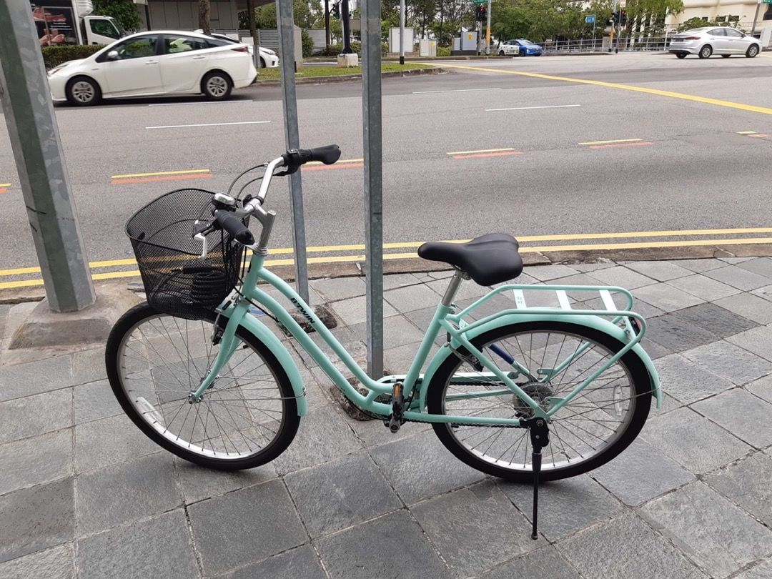 Lady Bicycle, Sports Equipment, Bicycles & Parts, Bicycles on Carousell