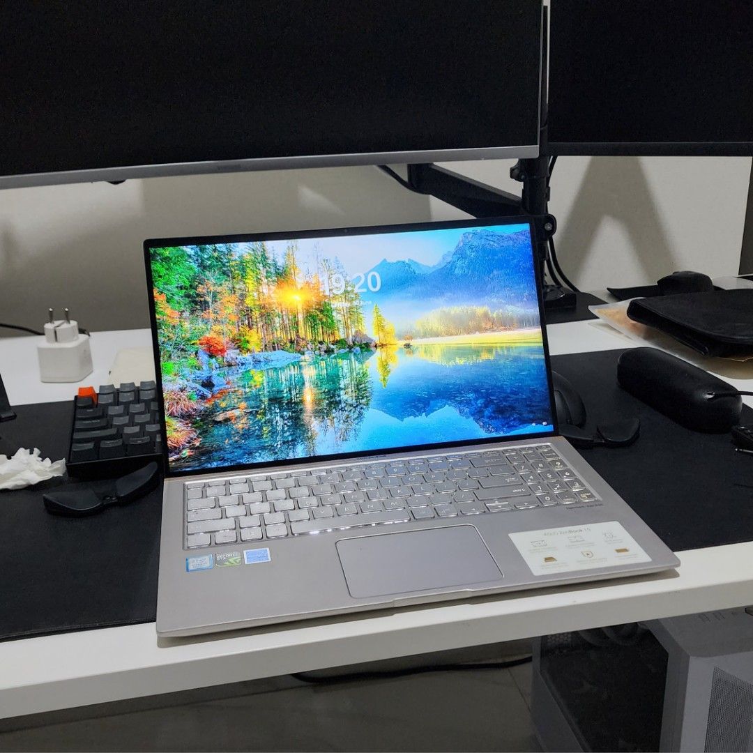 Laptop Asus Zenbook 15 UX533FD 15 Inch i7 Mulus, Elektronik, Komputer ...