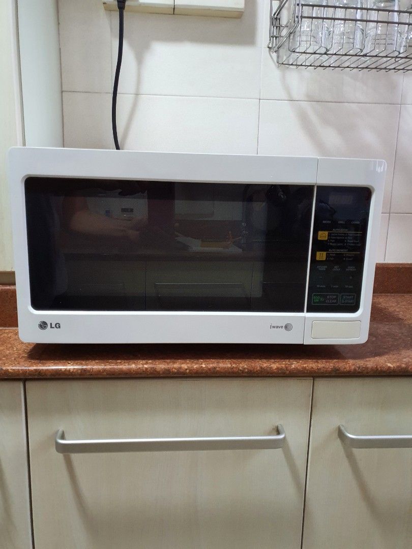 LG Microwave oven and griller, TV & Home Appliances, Kitchen Appliances ...