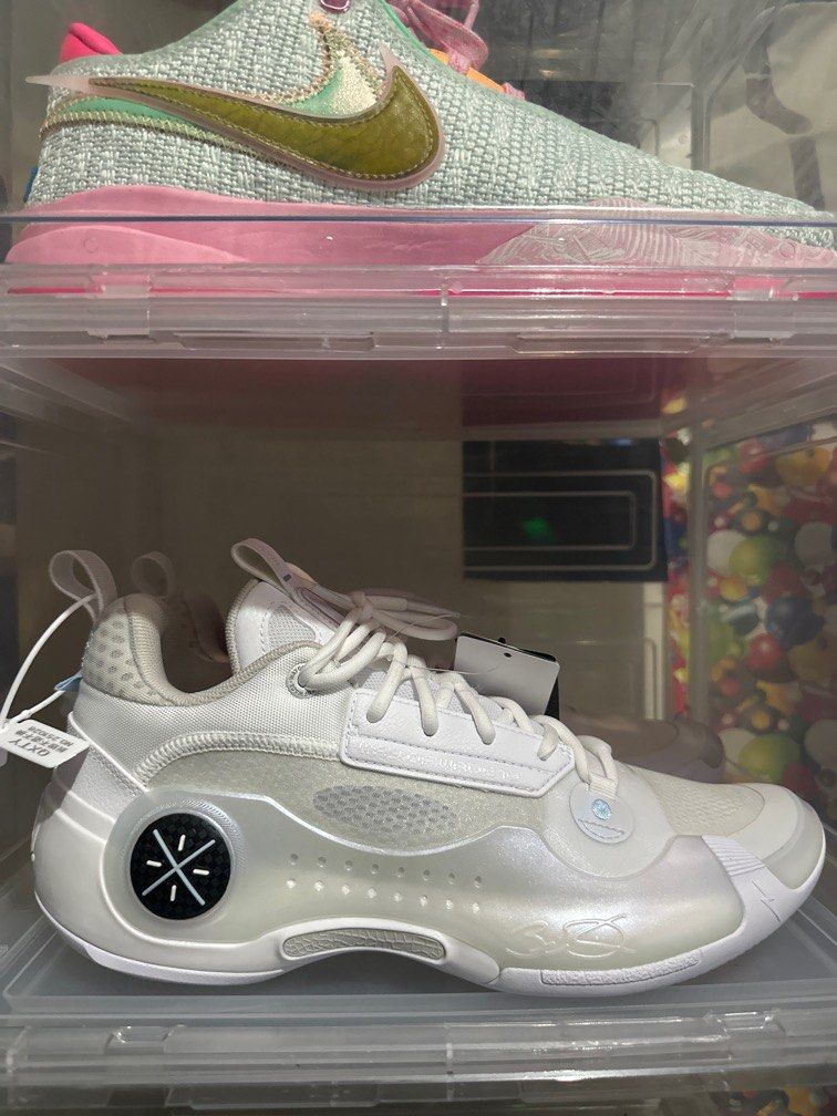 Li ning wow 10 lining way of wade, Men's Fashion, Footwear, Sneakers on ...