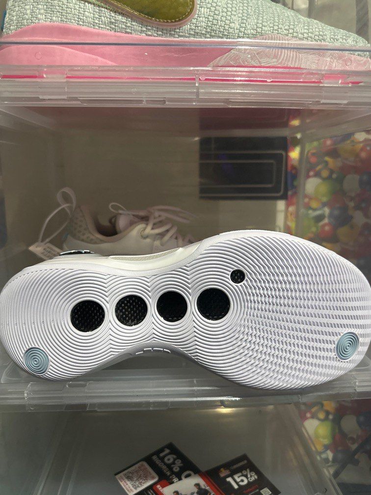 Li ning wow 10 lining way of wade, Men's Fashion, Footwear, Sneakers on ...