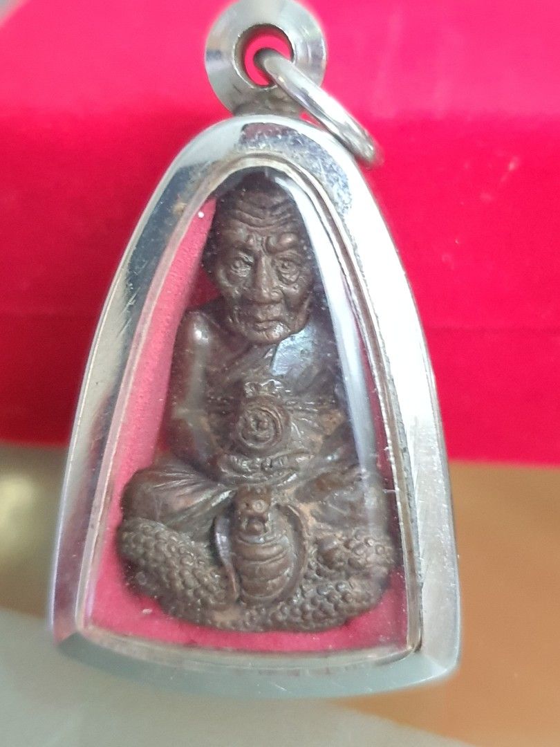 LP Thuad Rooplor ~ Archan Daeng, Hobbies & Toys, Memorabilia ...