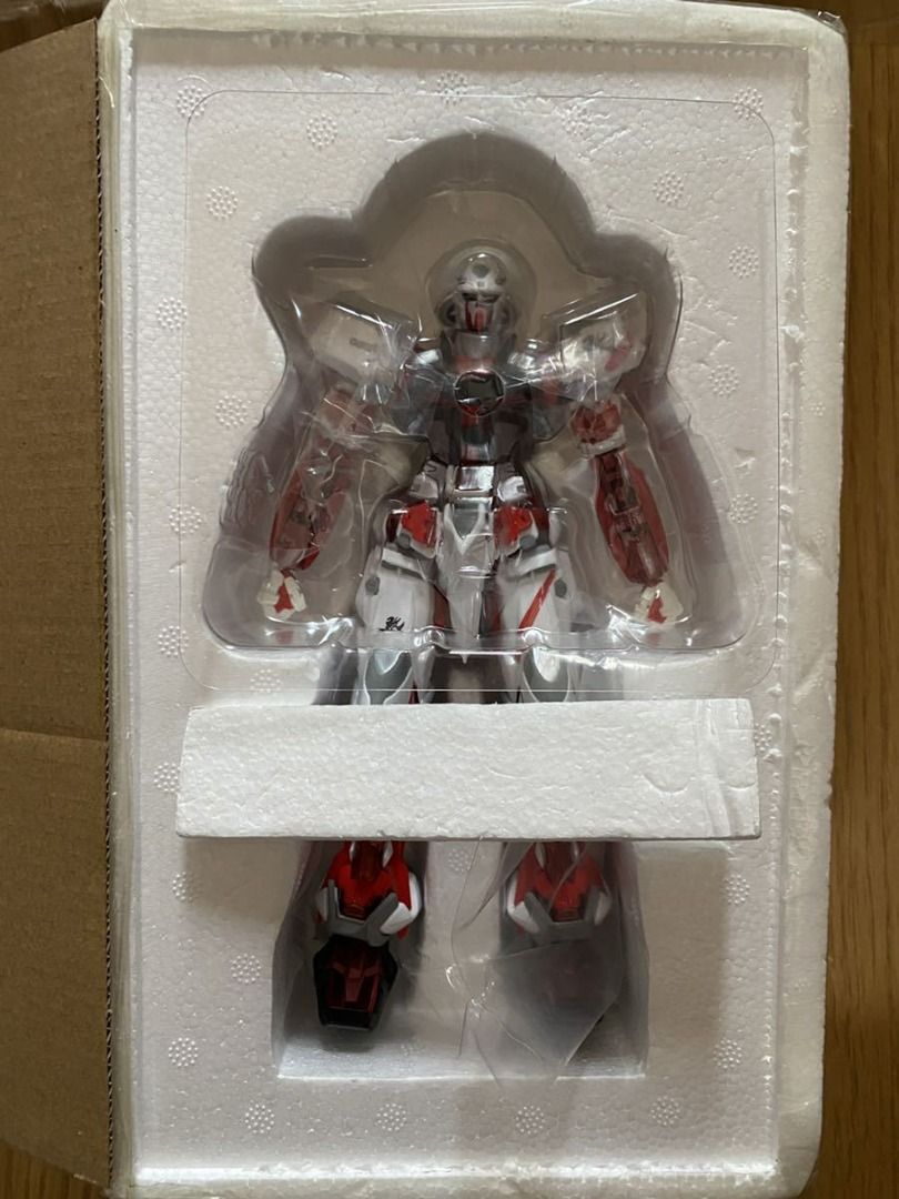 METAL BUILD 高達 SEED 異端高達 紅色機甲改, 興趣及遊戲, 玩具 & 遊戲類 - Carousell