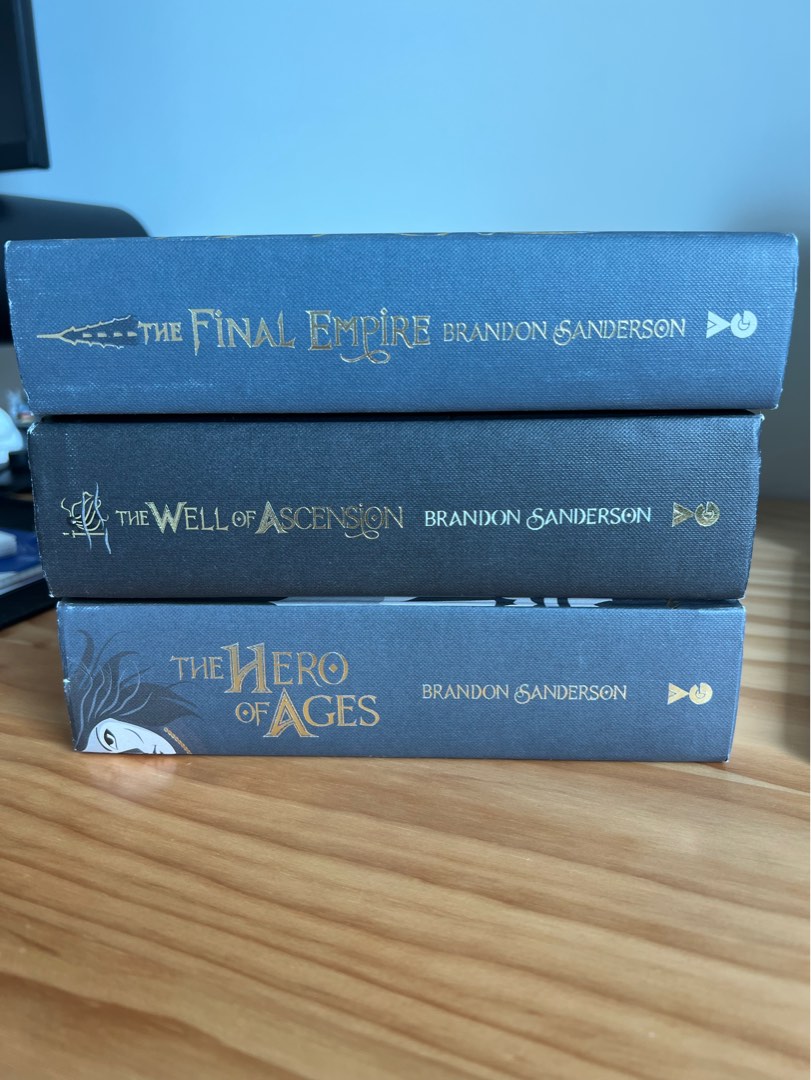 Mistborn Triology - 10th anniversary edition 迷霧之子, 興趣及遊戲, 書本 & 文具, 小說 ...