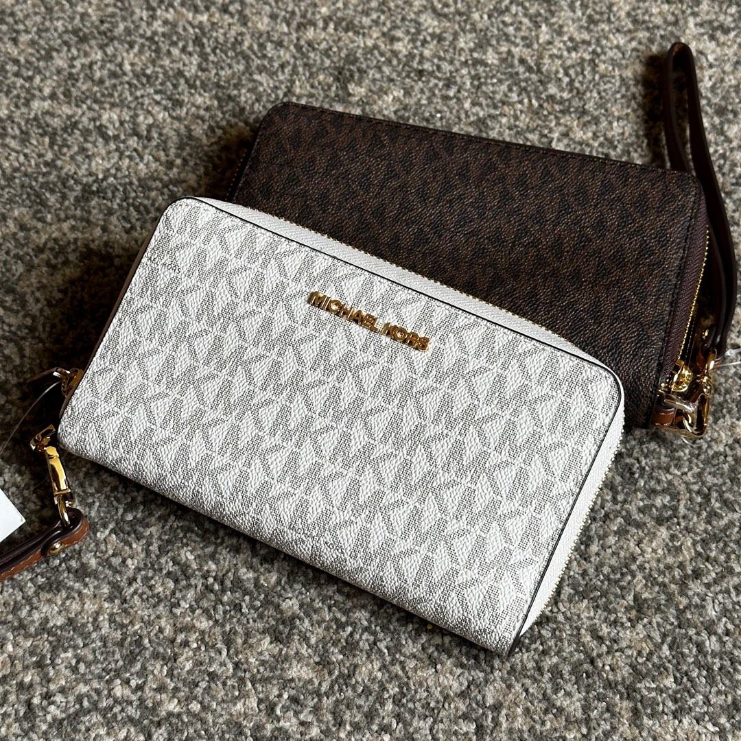 MK wallet, Women's Fashion, Bags & Wallets, Wallets & Card holders on ...