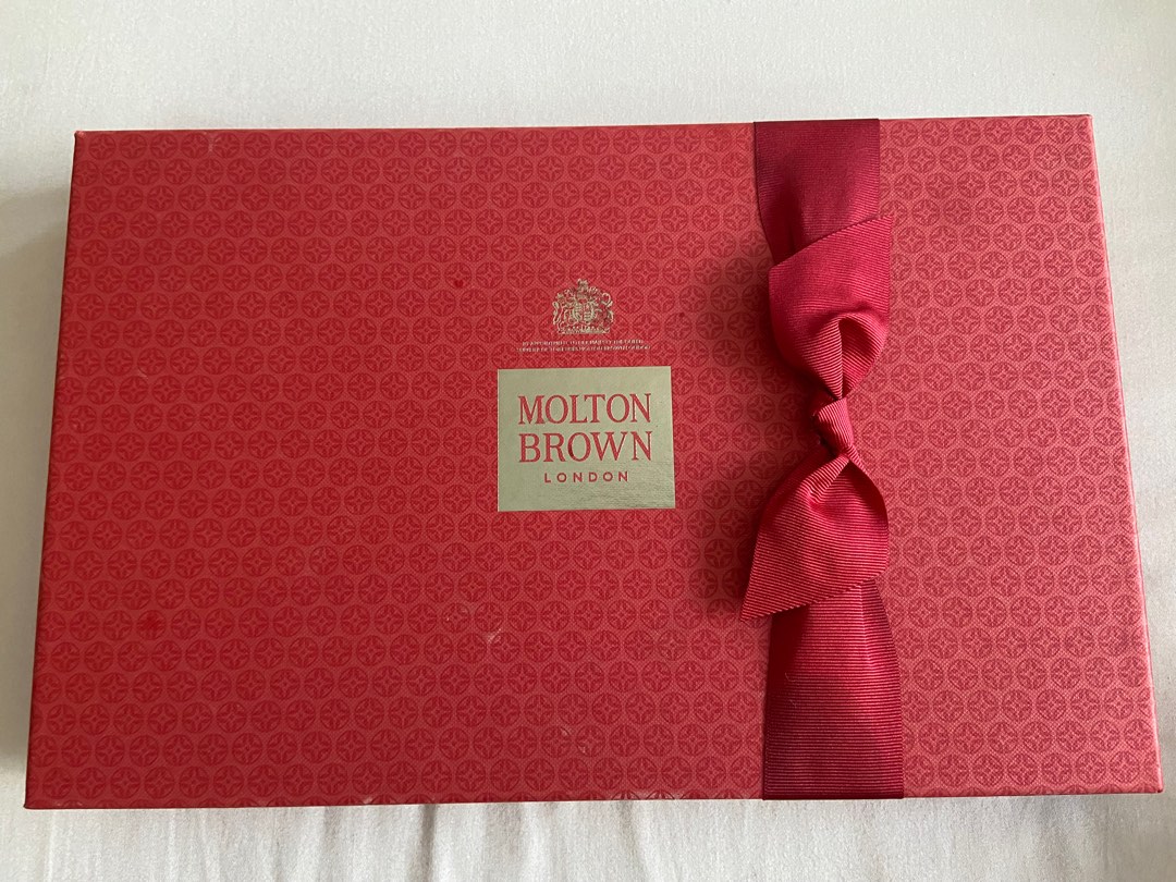 Molten Brown travel size shower gel, Beauty & Personal Care, Bath ...