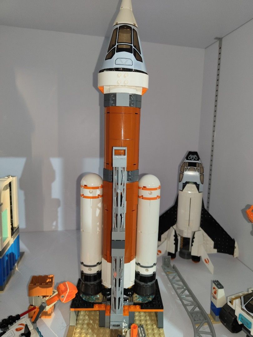 Multiple Lego rockets/spaceships form different sets, Hobbies & Toys ...