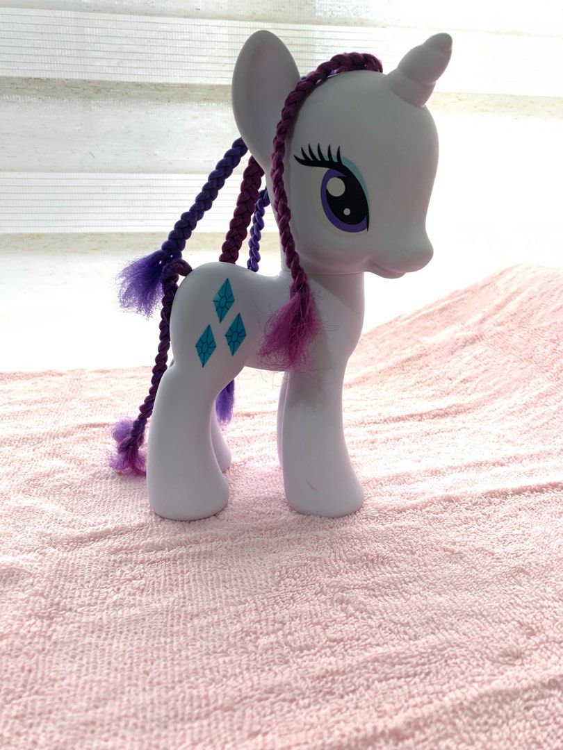 My Little Pony ( Rarity) on Carousell