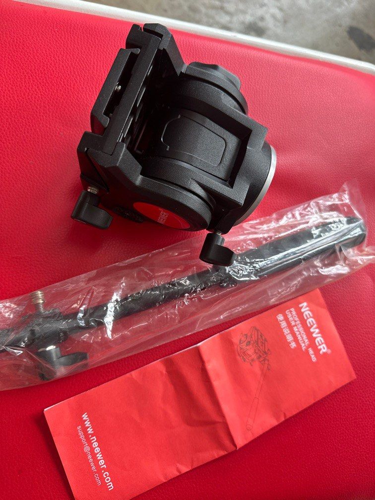Neewer Fluid Drag Tripod Head, Photography, Cameras on Carousell