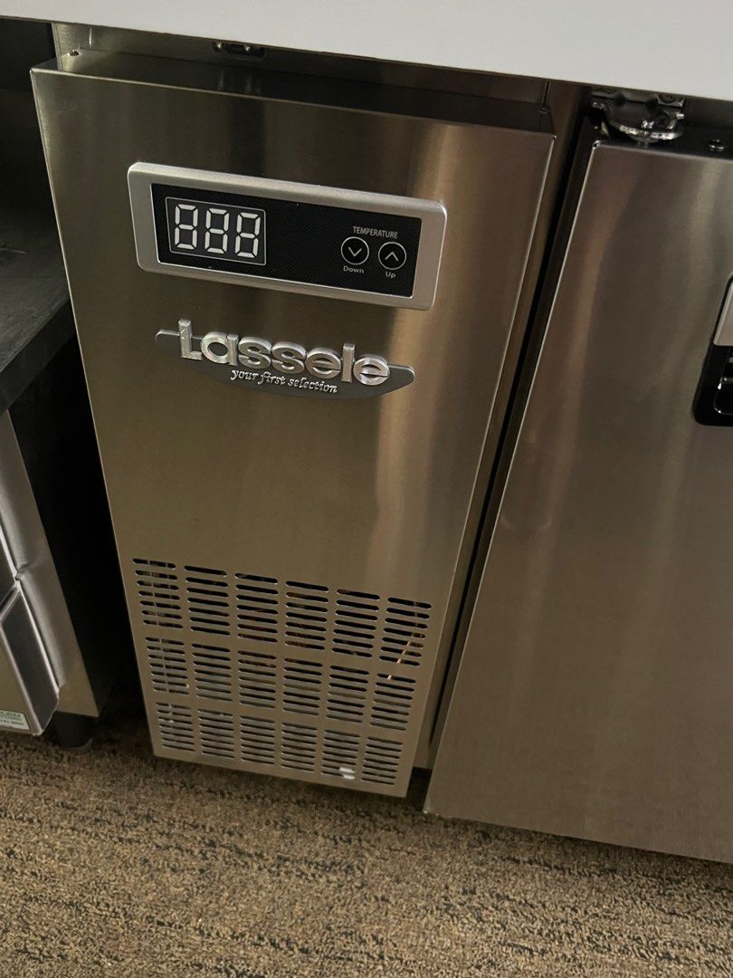 New Lassele 3 Doors Counter Chiller 1800 x 700/Commercial Chiller ...