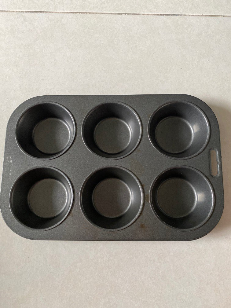 New tray, Furniture & Home Living, Kitchenware & Tableware, Bakeware on ...