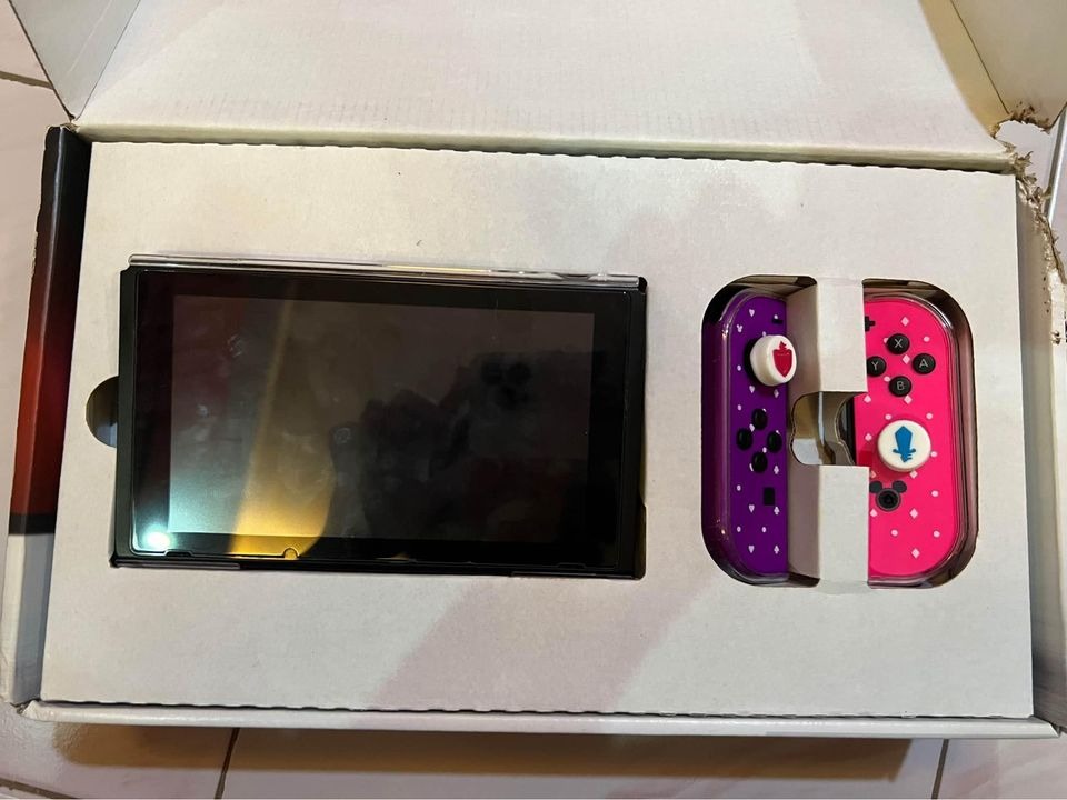 Nintendo Switch V1 TABLET only, Video Gaming, Video Game Consoles ...