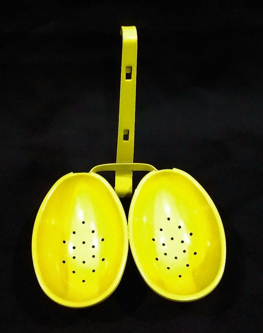 Old egg poacher, Hobbies & Toys, Collectibles & Memorabilia, Vintage ...