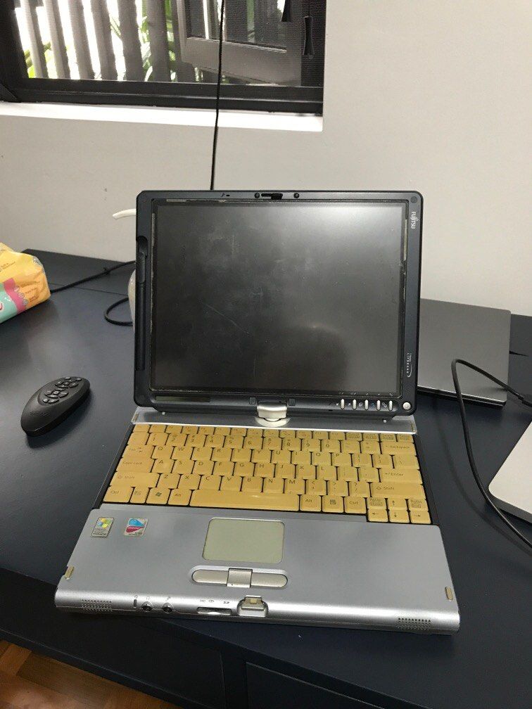 Old laptop, Computers & Tech, Laptops & Notebooks on Carousell