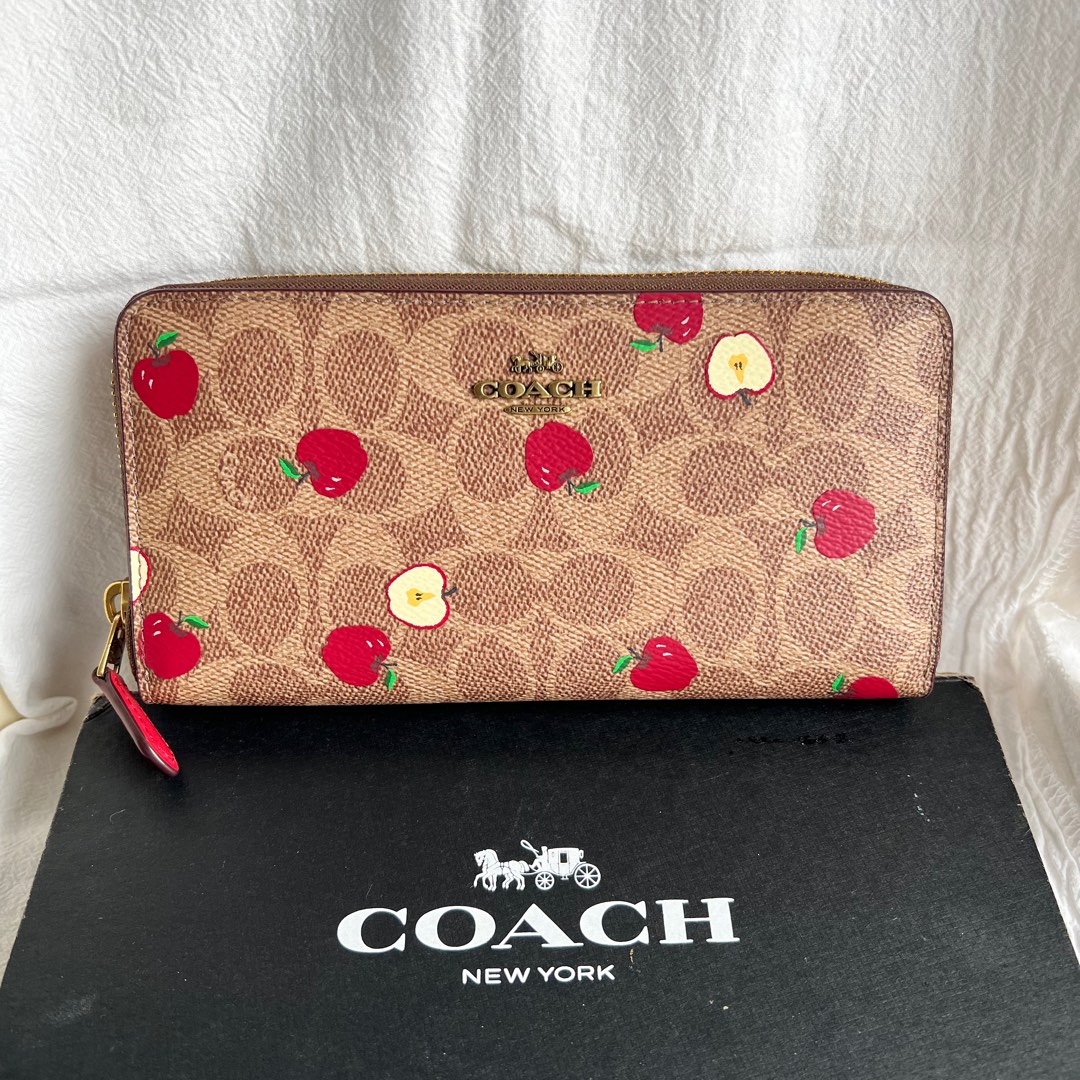 Original coach wallet, Luxury, Bags & Wallets on Carousell
