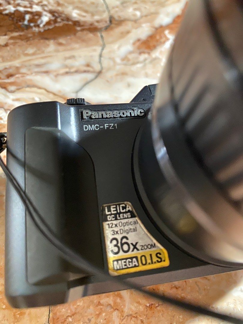 Panasonic DMV-FZ1 Camera, Photography, Cameras on Carousell
