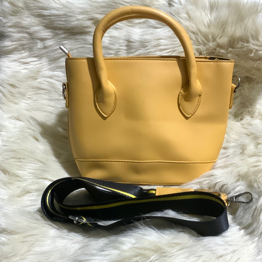 Parisian 2 Way Bag, Women's Fashion, Bags & Wallets, Cross-body Bags on ...