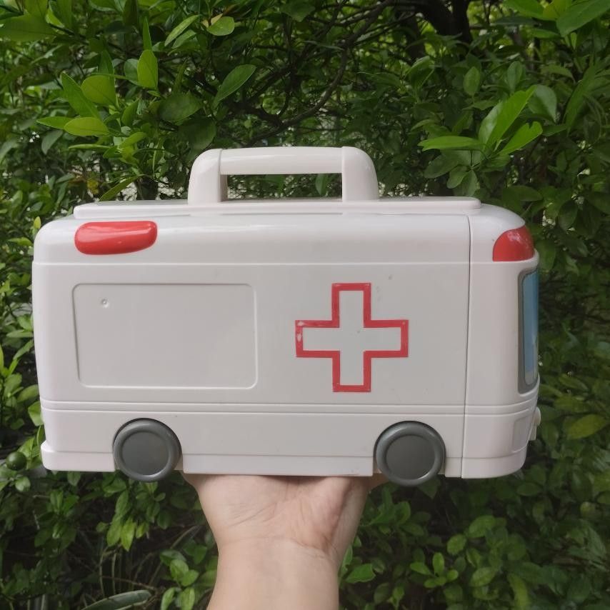 Po-Po Chan Ambulance and Combine Transformation General Hospital ...