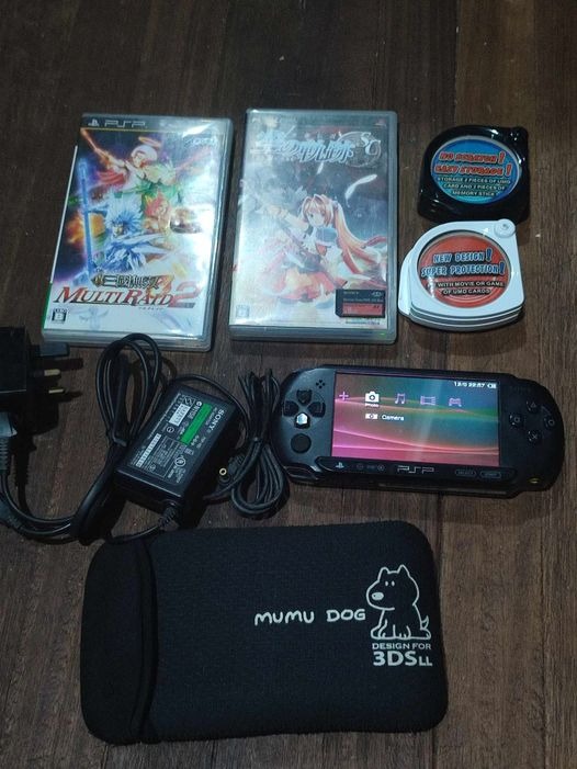 Sony PSP Street (Japan Limited Edition), Video Gaming, Video Games ...
