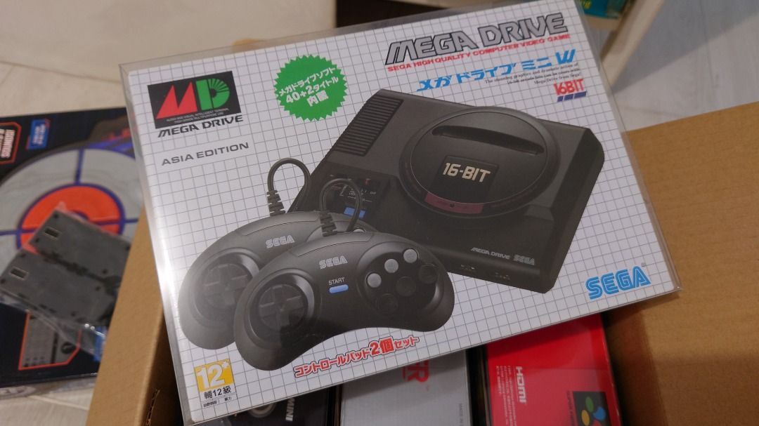SEGA MD Mega Drive mini 世喜五代 5代 迷你主機 雙手制版本, 電子遊戲, 電子遊戲機, 其他 - Carousell