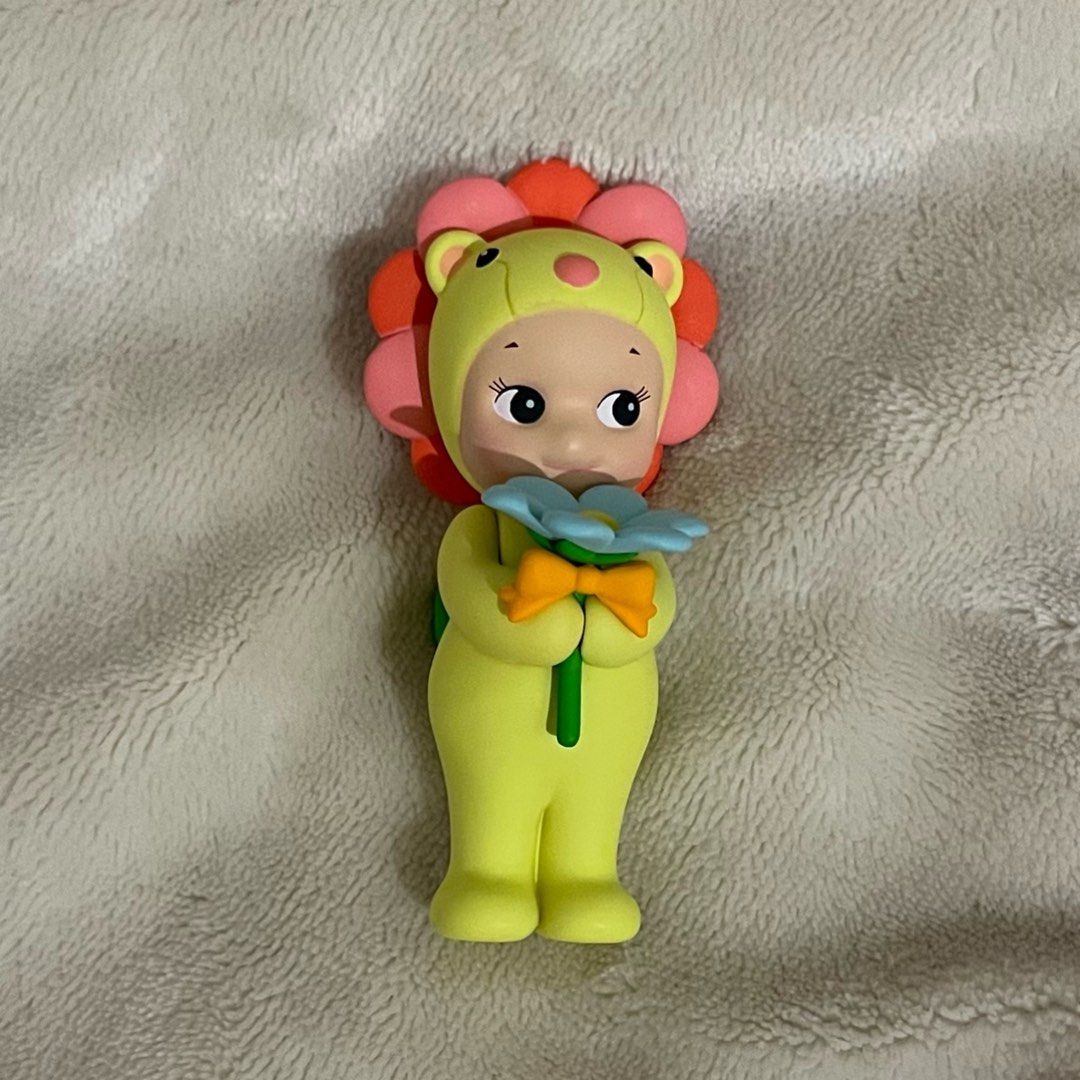 sonny angel daisy lion lime green, Hobbies & Toys, Toys & Games on ...