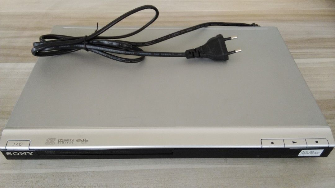 Sony DVP SR200P DVD/CD Player, TV & Home Appliances, TV & Entertainment ...