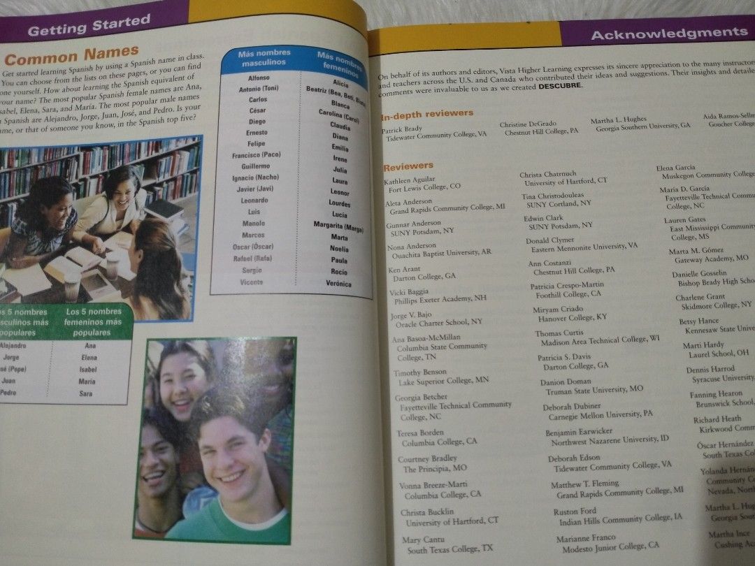 Spanish Book Descubre 2 on Carousell