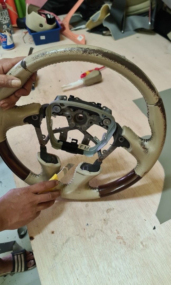 steering wheel rewrap repair, Car Accessories, Accessories on Carousell