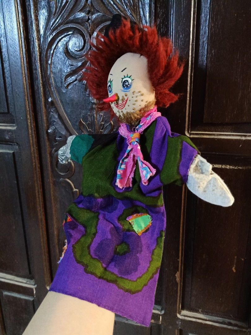 THE PAINTER HUMAN HSNDBPUPPET, Hobbies & Toys, Toys & Games on Carousell