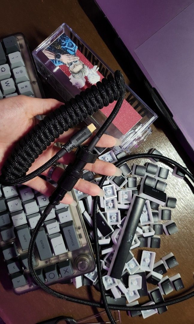 Tom 680 Mechanical Keyboard W/ Freebies on Carousell