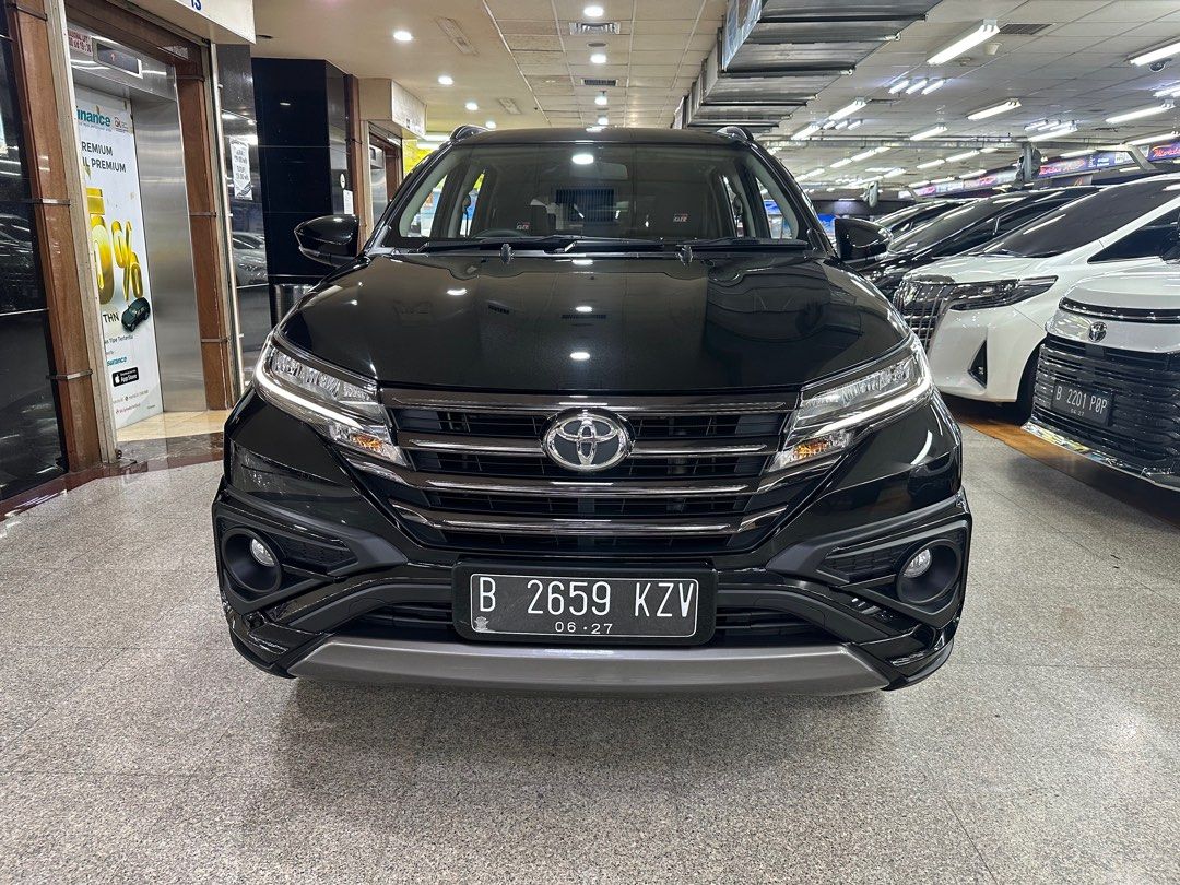 Toyota Rush GR 1.5 At 2022 Km 13 Ribu Ricord Bergaransi, Mobil & Motor ...