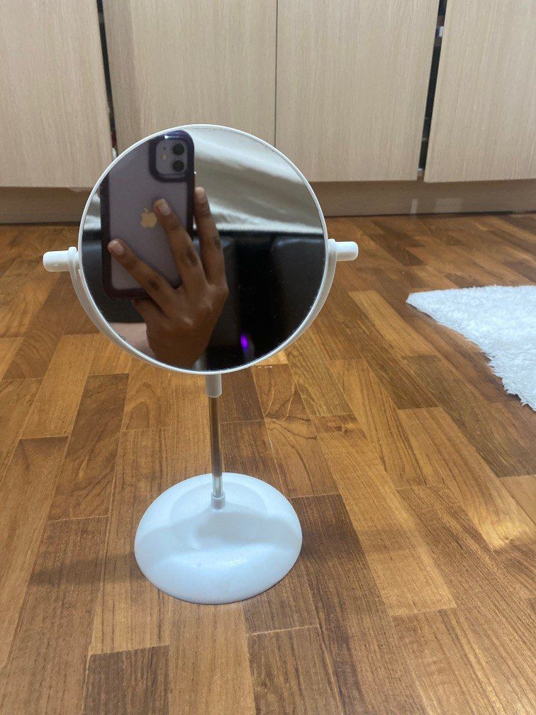 two faced mirror, Furniture & Home Living, Home Decor, Mirrors on Carousell