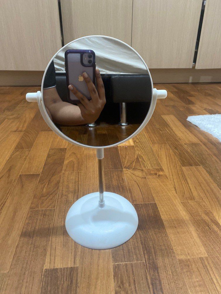 two faced mirror, Furniture & Home Living, Home Decor, Mirrors on Carousell