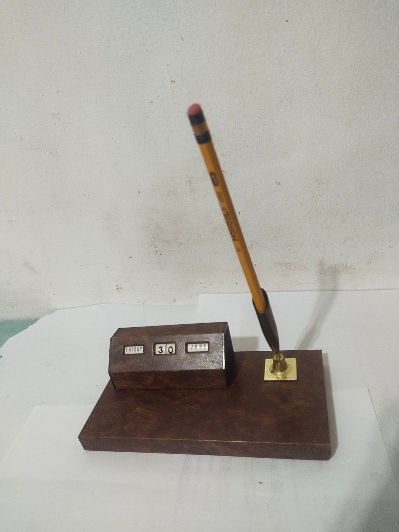 vintage Pen holder with adjustable day & date/Japan/1970s era, Hobbies ...