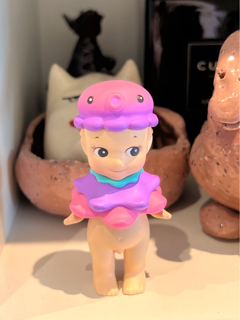 WTS / LFB / WTT !! sonny angel alien space adventure on Carousell