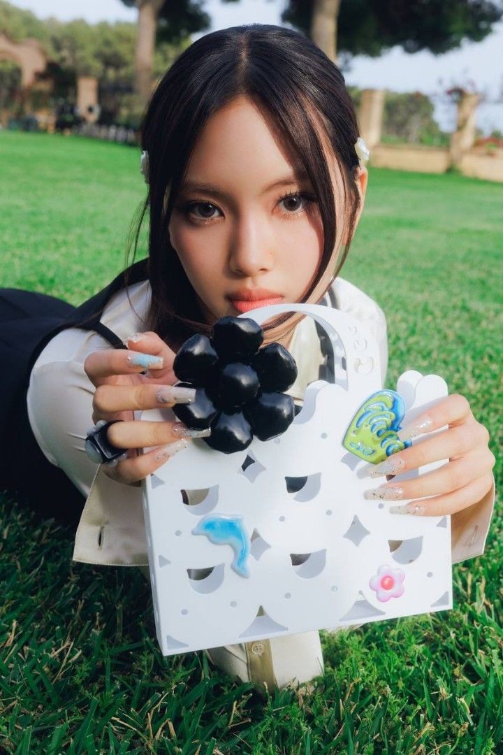 [ CLOSED ] WTS NWJS NEWJEANS 2ND EP GET UP BUNNY BEACH BAG, Hobbies ...