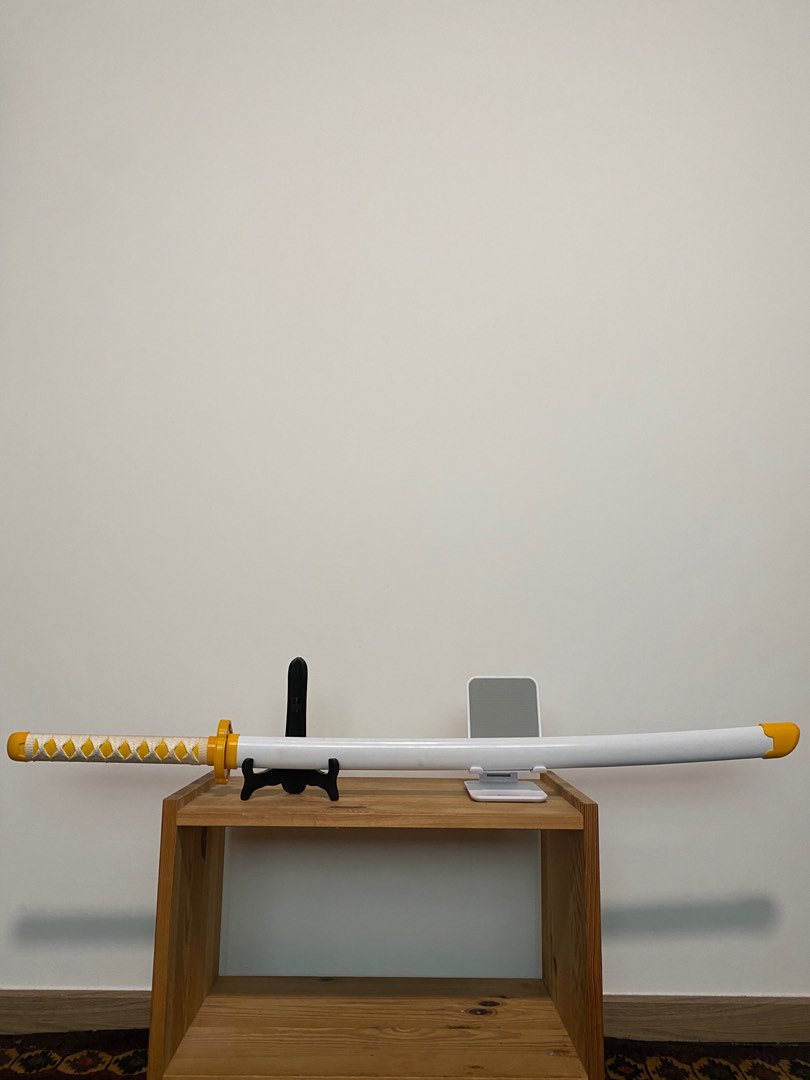 Zenitsu wooden nichirin katana, Hobbies & Toys, Memorabilia ...
