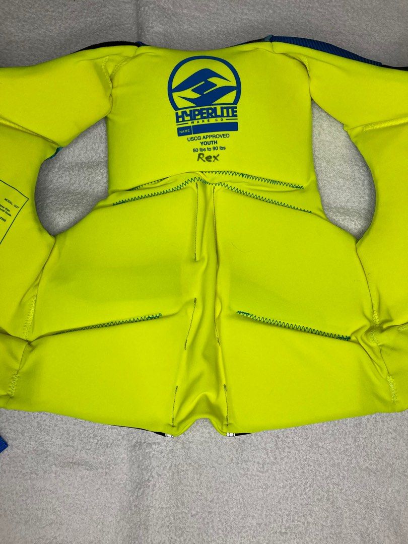 3-6T Hyperlite Wake Co. Youth Life Vest Floating Jacket on Carousell