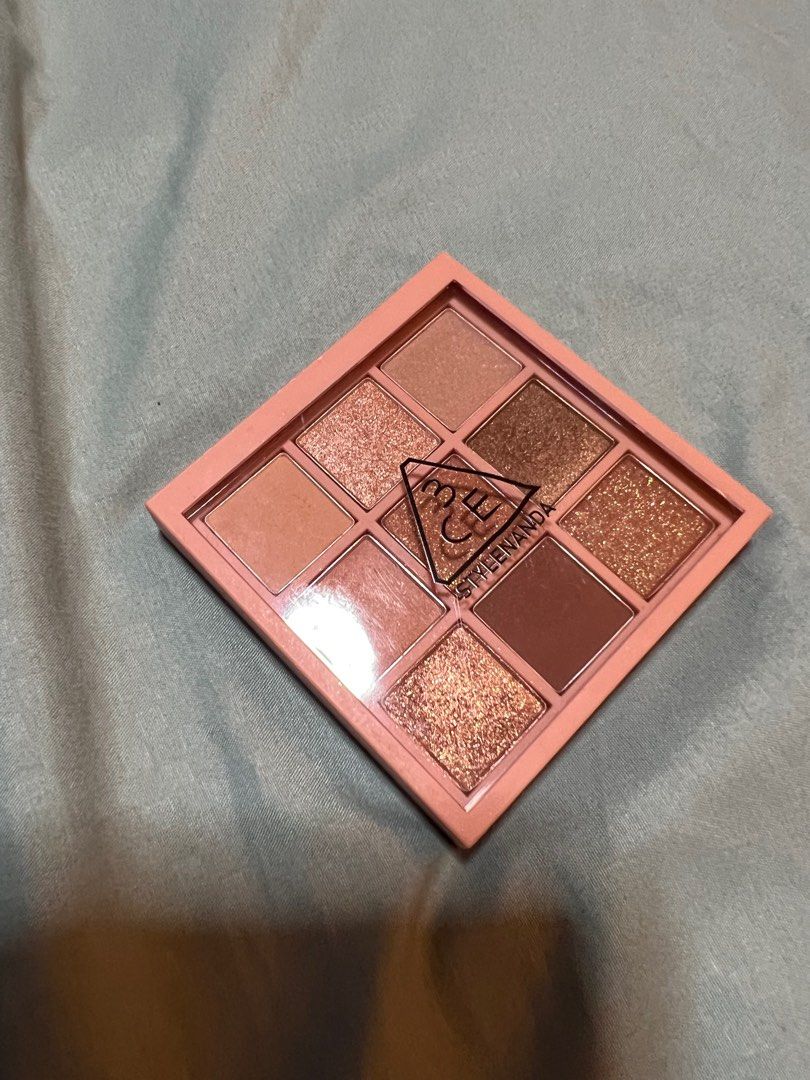 3ce overtake eyeshadow palette, Beauty & Personal Care, Face, Makeup on ...